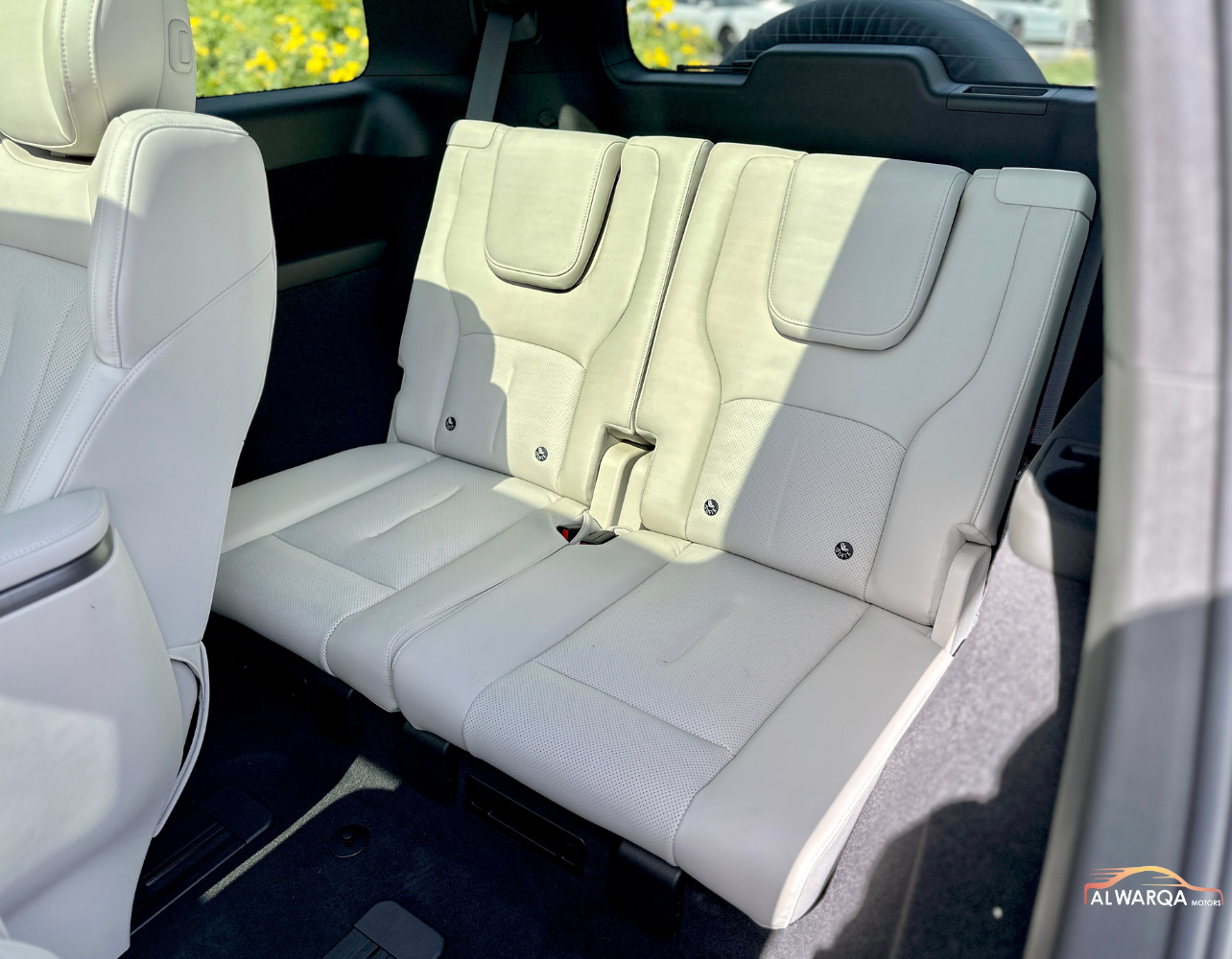 2024 ROX01 / VIP 6SEAT / LONG-RANGE 252KM/ PLUG IN HYBRID - Alwarqa Motors