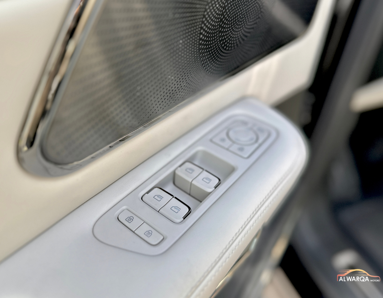 2024 ROX01 / VIP 6SEAT / LONG-RANGE 252KM/ PLUG IN HYBRID - Alwarqa Motors